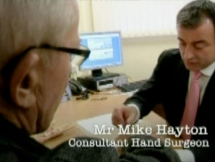 Xiapex on Embarrassing Bodies – Mike Hayton